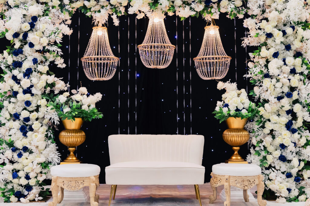 Chandeliers – Perfect Touch Rental